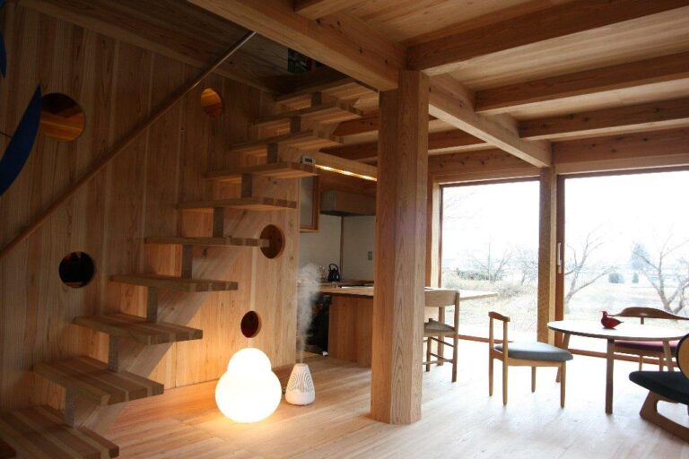 Jパネル(36厚CLT)を住宅に利用した事例のご案内 | 株式会社鳥取CLT